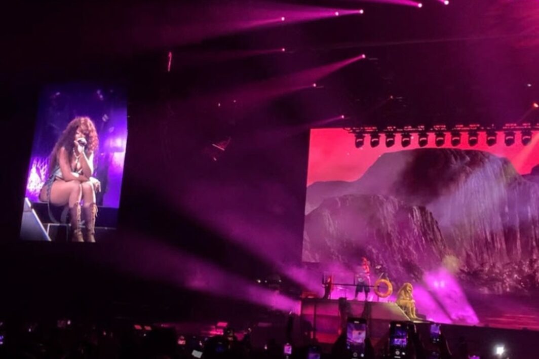SZA Declares Love for New Zealand in Thrilling Tour Return [Live Review]
