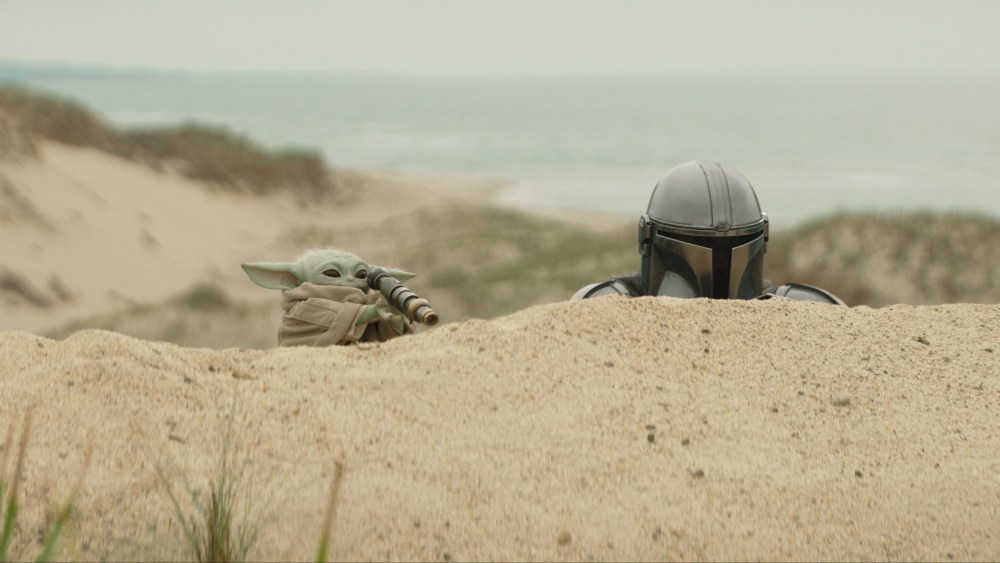 'The Mandalorian and Grogu' Trailer: Pedro Pascal and Baby Yoda Topple an AT-AT, Fight Jeremy ...